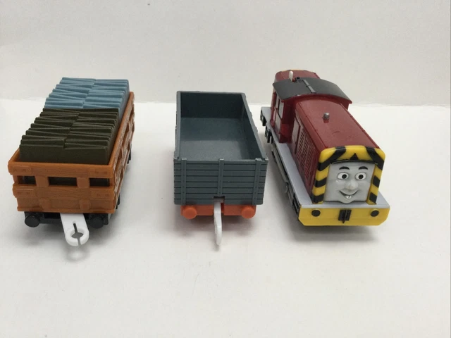 THOMAS THE TANK Engine Train Set Salty Battery Operated Trackmaster ...