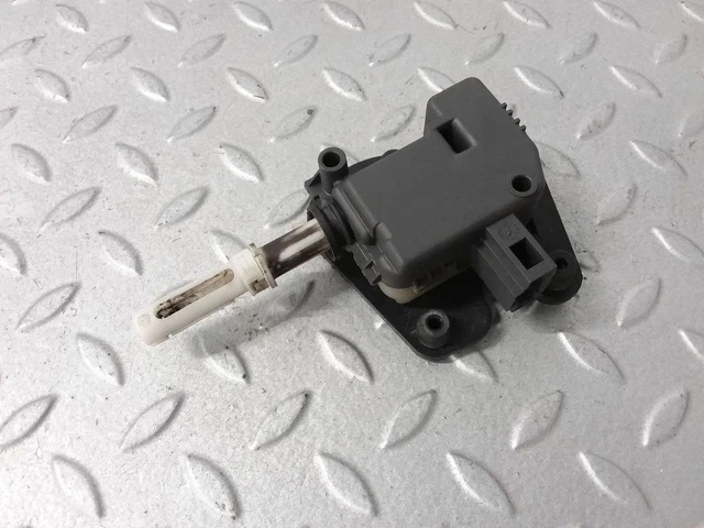 AUDI A6 ALLROAD C5 2000 Coffre Loquet Serrure Moteur 8E9827833 AGR16670 ...