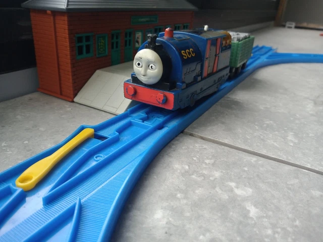 THOMAS AND FRIENDS Trackmaster Revolution motorised Timothy train £5.00 ...