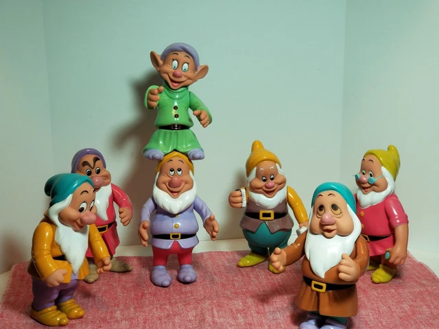 MATTEL DISNEY SNOW White and the Seven Dwarfs Set of 7 Dwarfs £20.86 ...