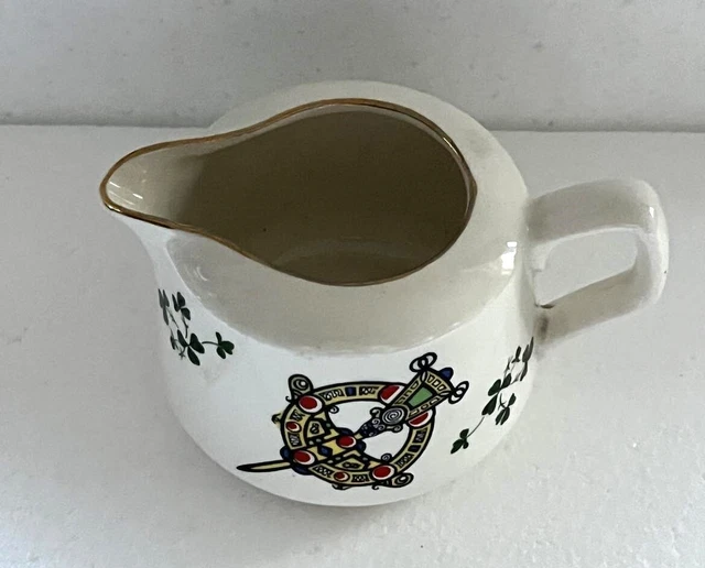 CARRIGALINE POTTERY CORK Ireland Shamrock & Shield Pattern Creamer Jug ...