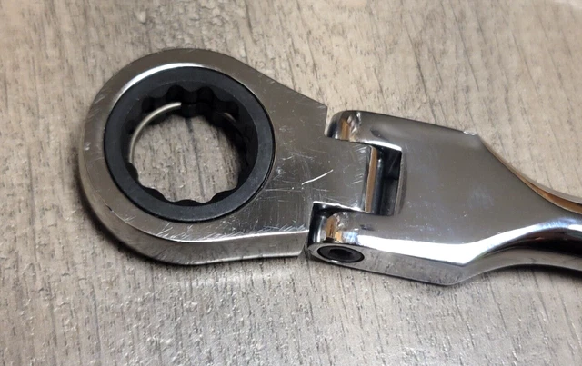 ASTRO TOOLS 18& Long 17mm Flex Head Nano Socket Ratcheting Wrench ...