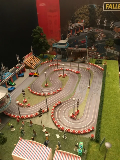 FALLER 141000 NEW Diorama “Go - Kart“ + 141070 +141071+141072 EUR 349 ...