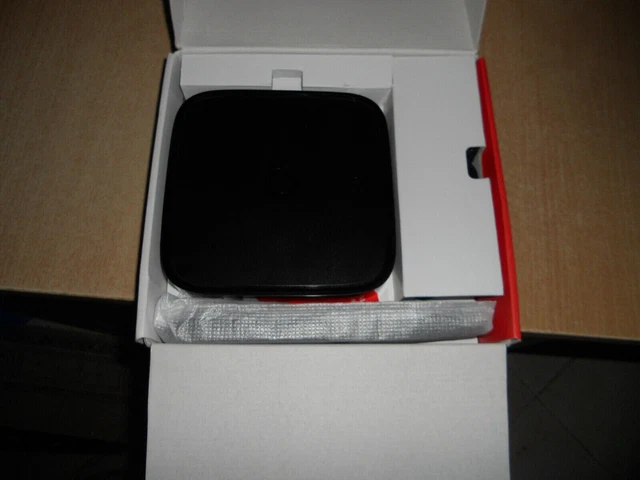 VODAFONE TV BOX 4K Hd Decoder Dvb-T2 Wifi Con Telecomando EUR 15,00 ...