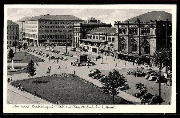 HANNOVER, ERNST-AUGUST-PLATZ CON stazione centrale e ufficio postale ...