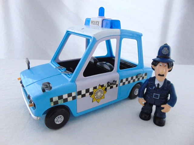 POSTMAN PAT - Pc Selby Figure With Friction Police Car £5.50 - PicClick UK