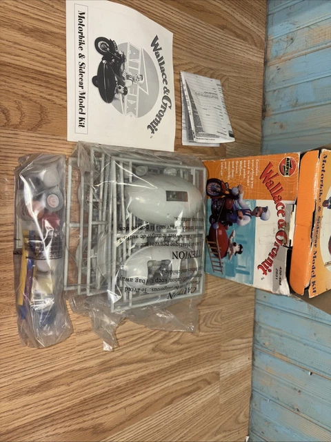 WALLACE AND GROMIT Motorbike And Sidecar Airfix Model Kit £50.00 ...