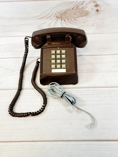 VINTAGE BROWN TOUCH-TONE Landline Telephone - Retro 1970s/1980s AT&T ...