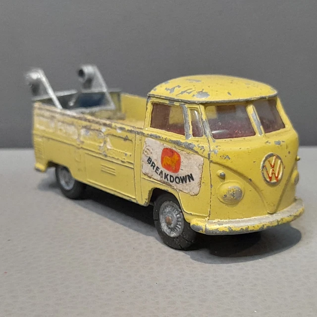 VINTAGE VW VOLKSWAGON Split Window Breakdown Truck Corgi Toys Diecast ...