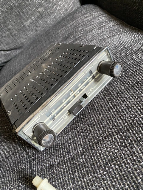 VINTAGE 1950S/60S PHILIPS Transistorised Car Radio Model N3G82VT ...