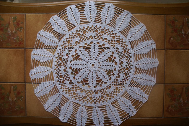 NAPPERON AU CROCHET Realiser A La Main Diametre 56Cm Coloris Blanc EUR ...