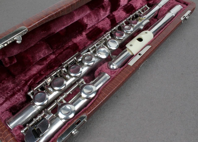 GUST. REINH UEBEL Vintage Silver Flute. Flauta De Plata EUR 1.390,00 ...