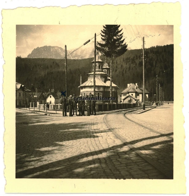 ORIG. FOTO SOLDATEN bei orthodoxe Kirche AZUGA b. Brasov Rumänien 1941 ...