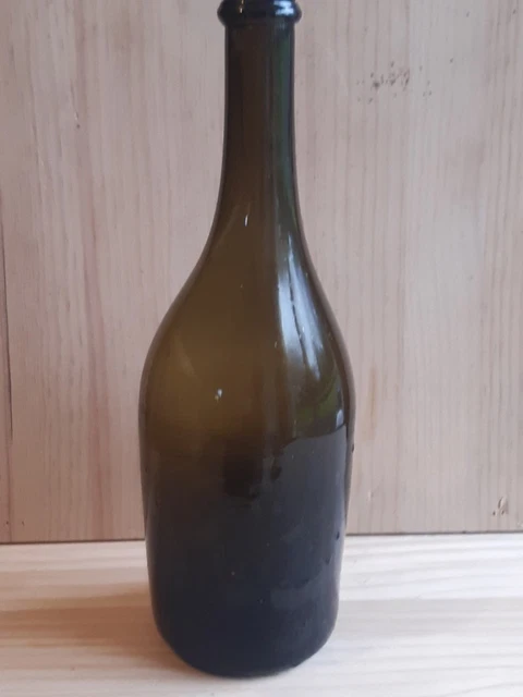 RARE BOUTEILLE ANCIENNE verre soufflé 18ème 18th pontil blackglass ...
