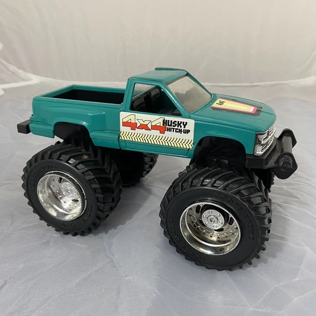 TOOTSIETOY &HUSKY& GREEN Pick-Up Truck Vintage Stepside 4x4 Die cast ...