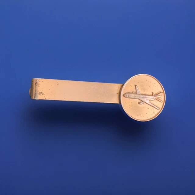 VINTAGE GOLD COLOURED Airline Pilot Cabin Crew Aeroplane Tie Pin BOAC ...