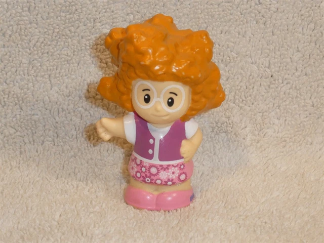 FISHER PRICE LITTLE People red hair girl Sofie Playground flower shirt ...