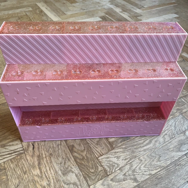 ! LOL SURPRISE! Pop-Up Store Playset, Stand and Carry Caseh £11.91 ...