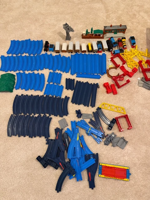 THOMAS THE TANK Engine Trackmaster Bundle with Tracks, Trains, Carts ...