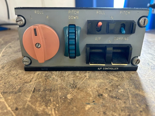 EX MOD TORNADO Aircraft Auto Pilot Controller (R1) £100.00 - PicClick UK