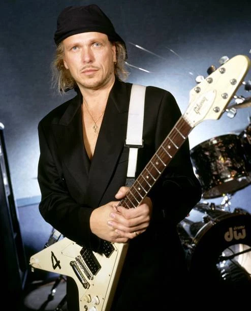 MICHAEL SCHENKER BAND Singer Performing Michael Schenker 1990s Old ...