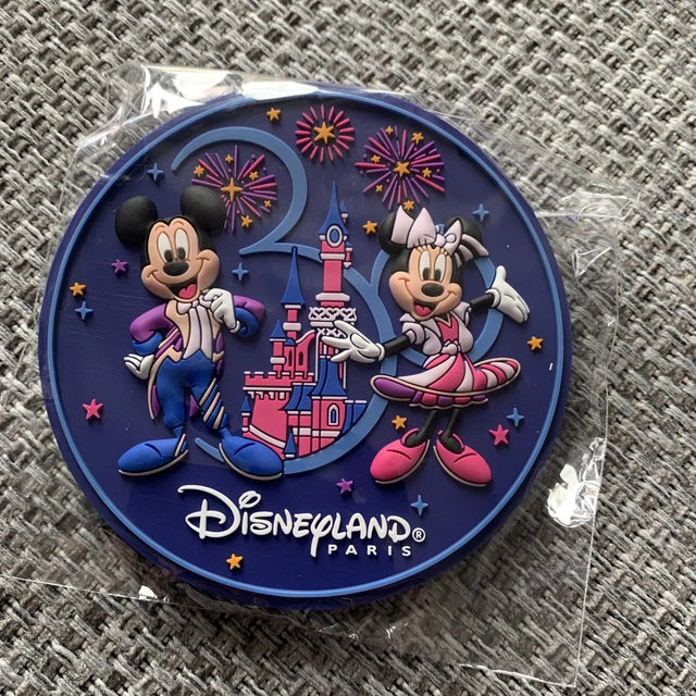 DISNEYLAND PARIS 30TH Anniversary Magnet Mickey And Minnie Mouse £14.99 ...