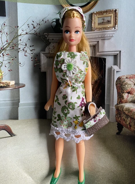 HANDMADE CLOTHES PIPPA / Dawn Doll. Does Not Include Doll Or Shoes £10. ...