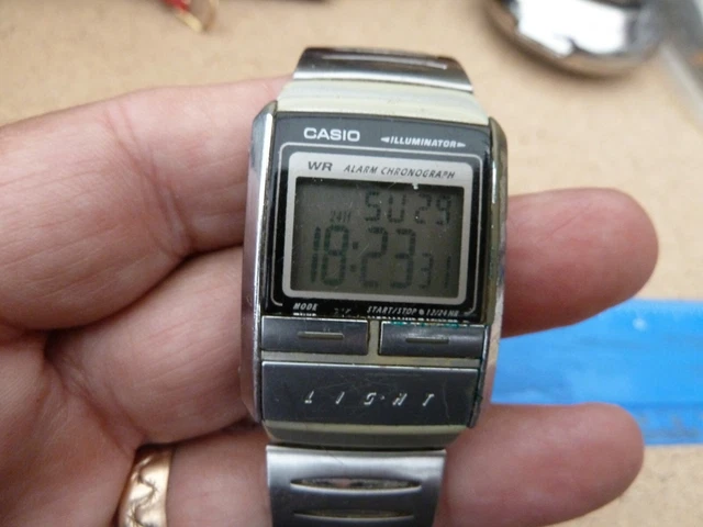 VINTAGE CASIO ILLUMINATOR Lcd Watch. 1604/A200 £26.99 - PicClick UK