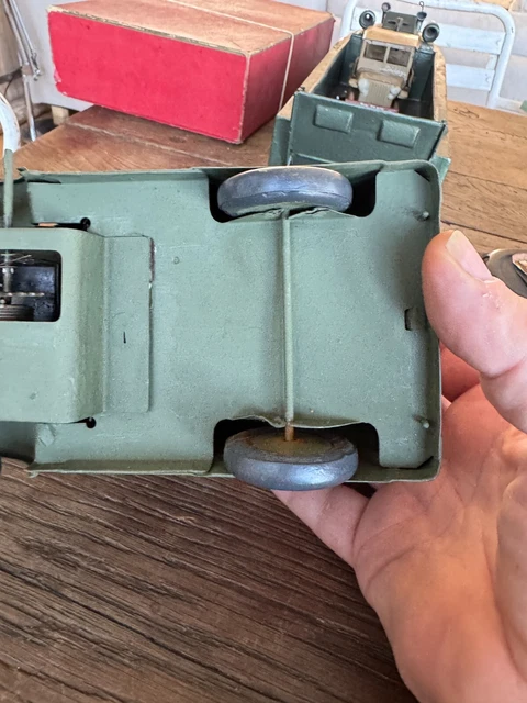 JOUET EN TÔLE Mecanque Jan Vinot Ambulance Repeinte En Militaire 20,5 ...