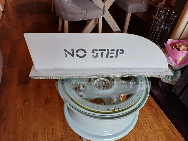 AIRBUS A320 AIRCRAFT No step No Grab engine vortex generator £154.16 ...