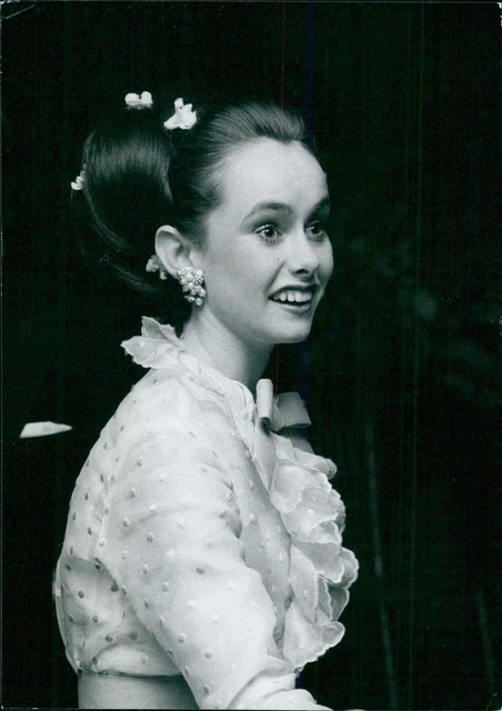 ANGELA NEVILL, FILLE De Lord Et Lady Rupert - Vintage Photo 4991201 EUR ...