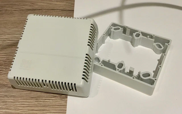 STAEFA CONTROL SYSTEM FR-T1 (Siemens) Room Temperature Sensors - New £9 ...