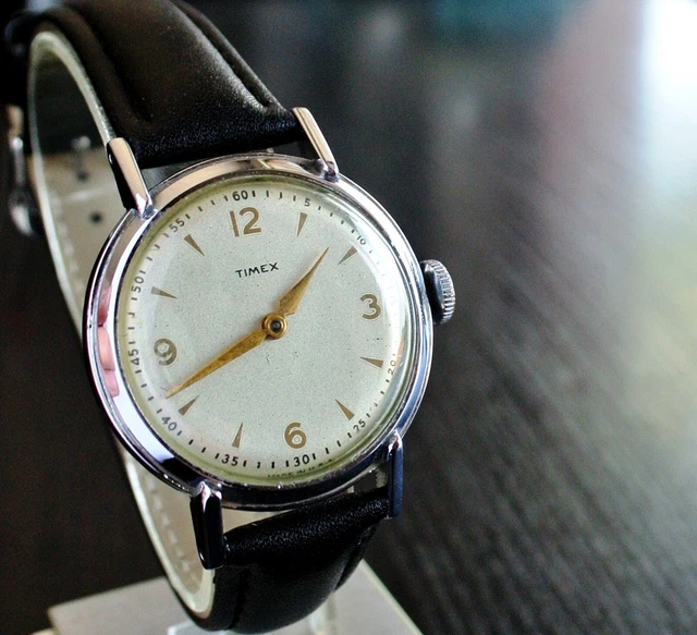 VINTAGE TIMEX 1950S ELEGANT DIAL MECHANICAL WIND UP MEN'S SILVER BLK ...