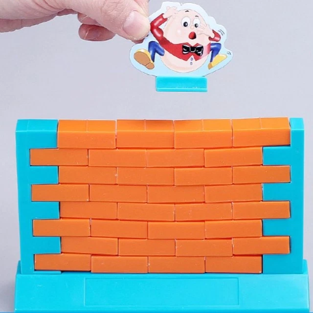 PLASTIC CHILDREN PUSH Brick Interactive Battle Toys Indoor Outdoor $17. ...
