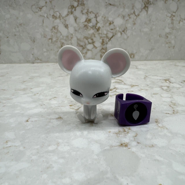 MULLO FIGURE - Miraculous Ladybug Kwami Surprise & Monarch Ring £4.99 ...