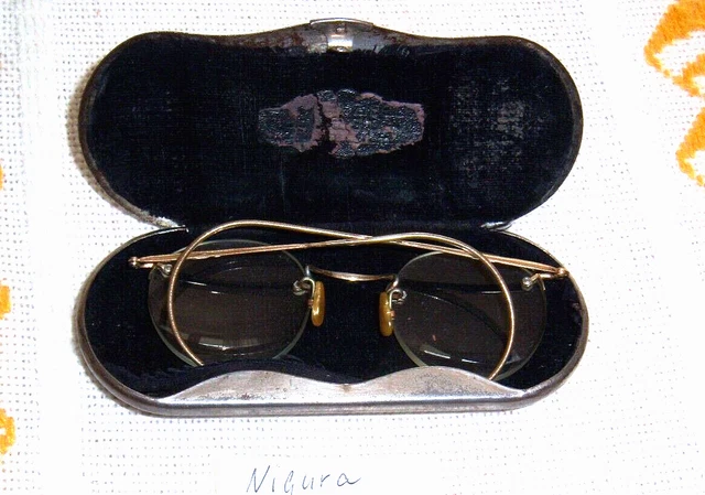 ANTIKE ALTE NIGURA Brille Lesebrille vergoldet - mit Etui EUR 49,99 ...