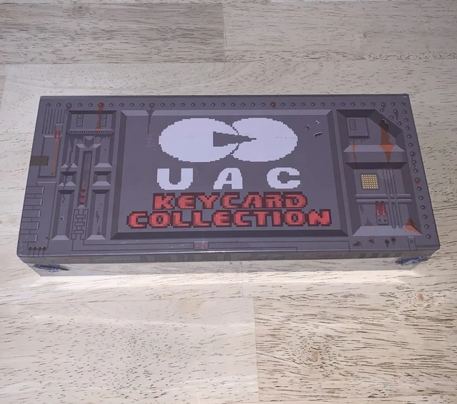 DOOM UAC RETRO Classic Metal Keycard Collection Fanattik Key Card Set £ ...