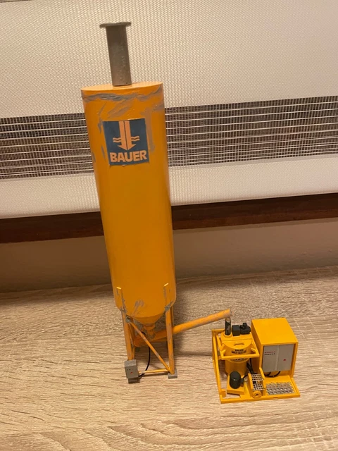 BAUER BG 40 Mat Silos Liebherr Hs 1:50 Nzg Spezialtiefbau Soilmec ...