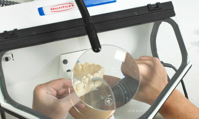 RENFERT DUSTEX MASTER plus inkl. Leuchtkörper - Absaugbox Dust ...