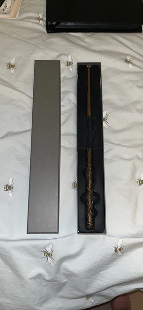 HARRY POTTER'S WAND & Box Wizarding World of Harry Potter Universal ...