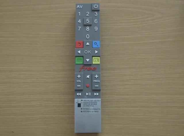 TÉLÉCOMMANDE AUTHENTIQUE FREEBOX Free Révolution V6 NEUVE EUR 39,95 ...