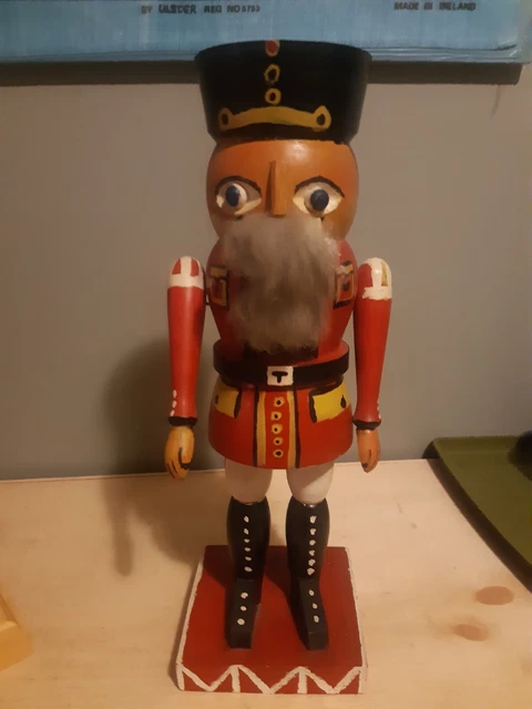 VINTAGE 1973 HAND Painted Red Soldier Guard Christmas Nutcracker Not ...