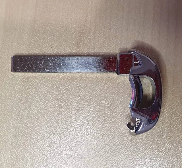 HOLDEN EQUINOX ASTRA Commodore smart key + remote start 2017 - 2022 ...