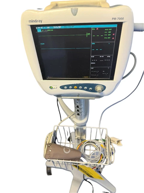 MINDRAY PM-7000 PATIENT Monitor with ECG, SPO2 & NIBP Cables on ...