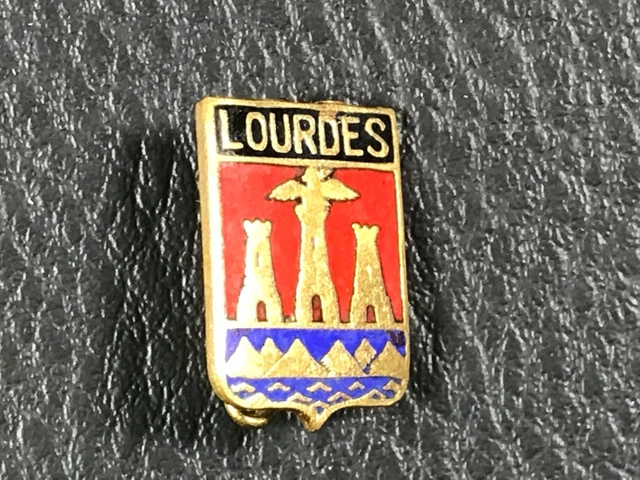PINS PIN BROCHE blason VILLAGE france ANNEE 40 50 LOURDES EUR 4,99 ...