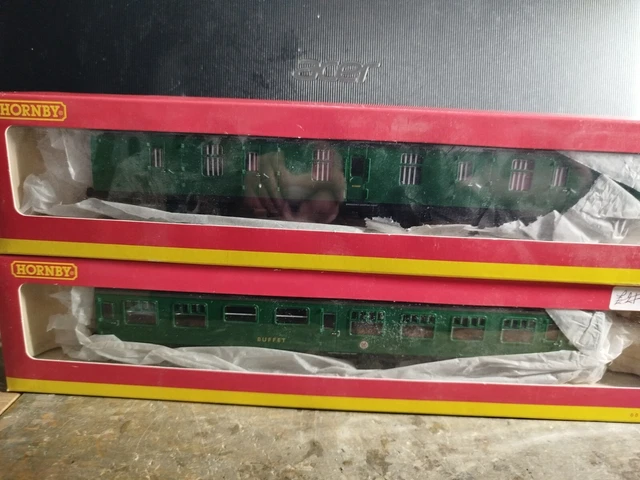 HORNBY R4116B & R4117B, BR MK1 Buffet Coach & Parcels Coach Southern ...