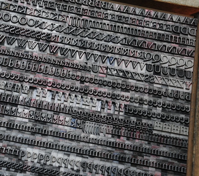 POLICE DE CARACTÈRES GARAMOND plomb lettres typographie imprimerie ...