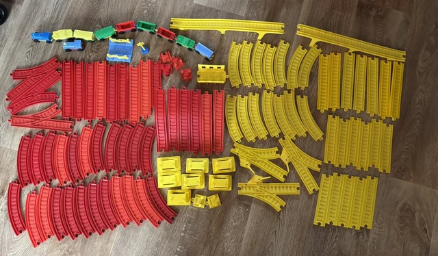 METTOY PLAYCRAFT PLASTIC Train Set 1970's Vintage Toy Over 100 Pieces ...
