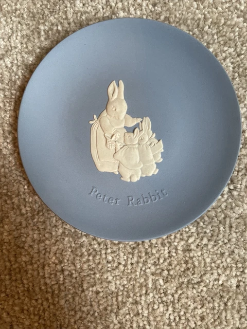 VINTAGE WEDGWOOD BLUE Jasperware Peter Rabbit plate (1980’s). £10.99 ...