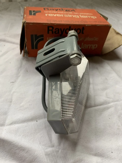 VINTAGE RAYDYOT UNIVERSAL Bolt On Plastic Reversing Lamp £21.52 ...